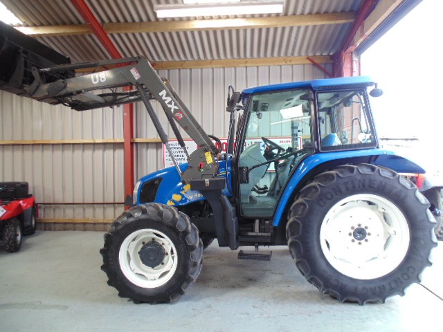 New Holland TD95D 4WD Tractor, 2007, 40% OFF