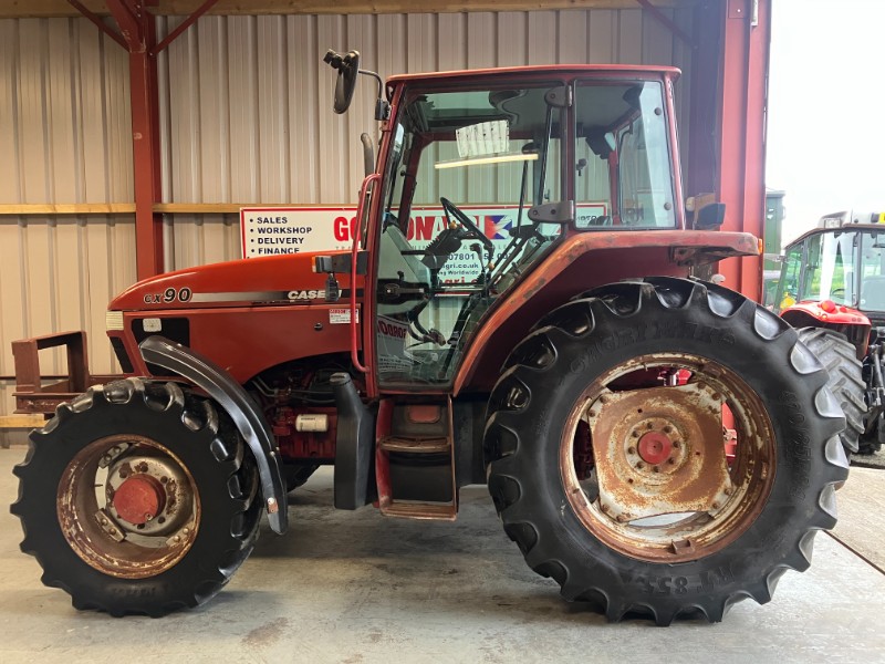 Used Tractors Scotland | Massey Ferguson | Zetor | John Deere